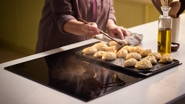 HCI604FTB4 | 60cm 500 Series Induction Cooktop, 4 Zone, Flexi Zone